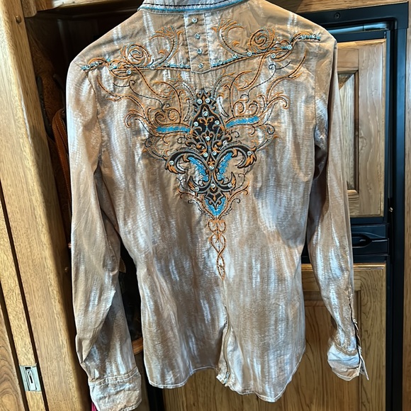 Roar | Tops | Roar Signature Rhinestone Stitched Western Shirt | Poshmark
